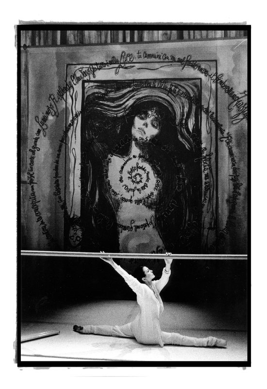 Abbracci per Carla Fracci, mostra fotografica di Lucia Baldini ...